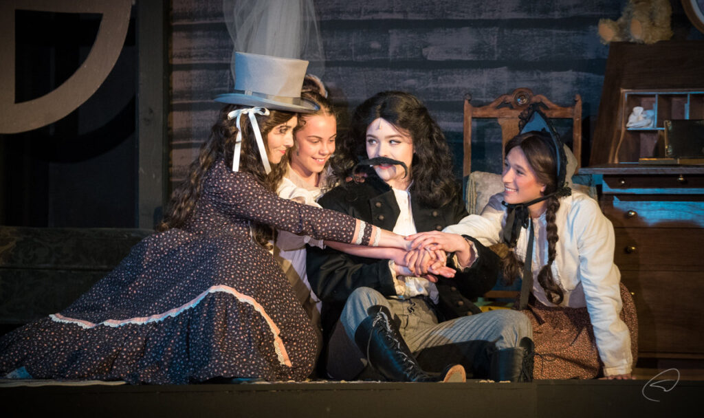 Gallery – The Golden Chain Theatre